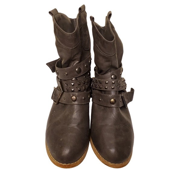 Maurices | Shoes | Maurices Brooke Stud Strap Visual Kei Biker Boots ...